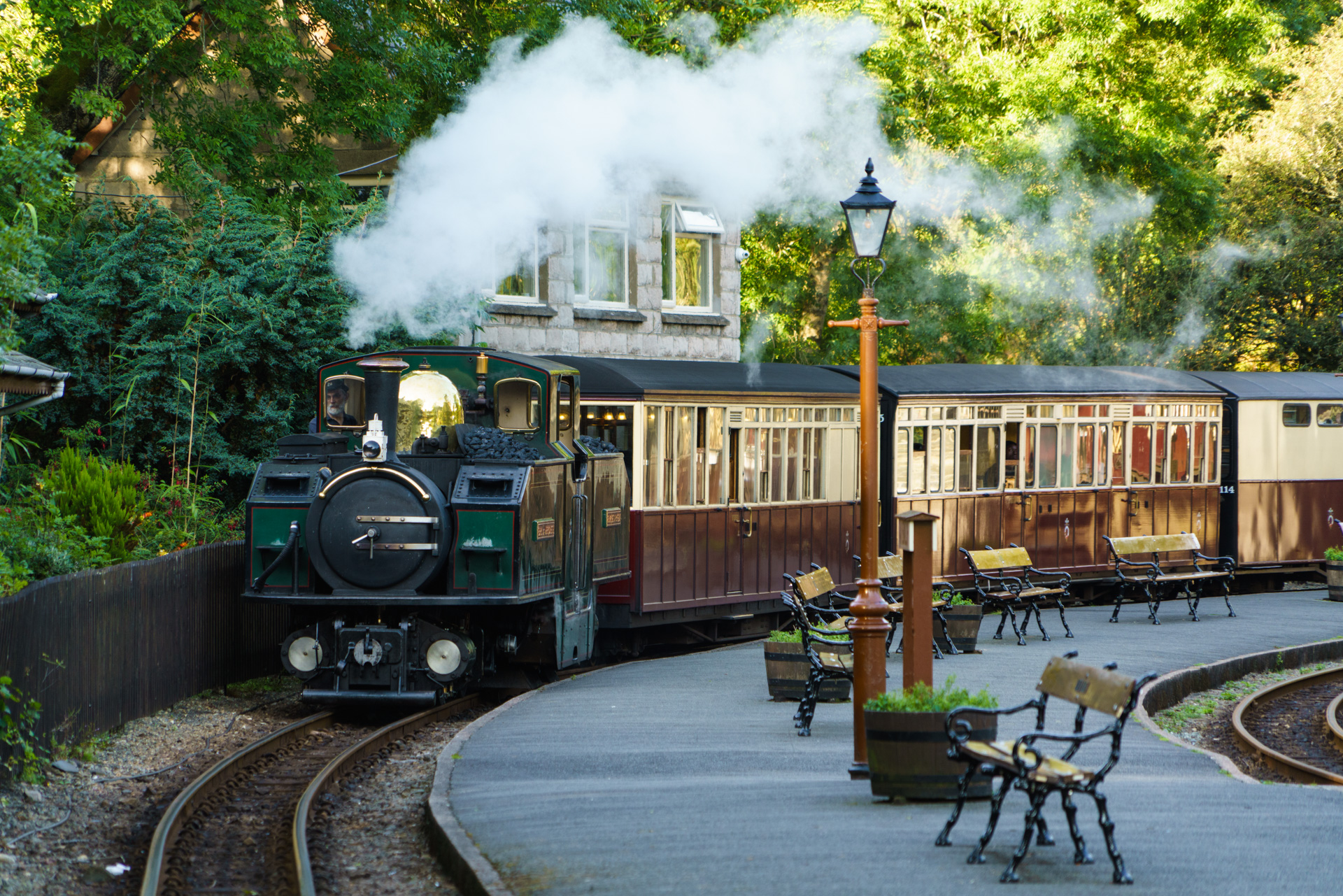 Narrow Gauge Steam Trains In Wales - We Travel Wales