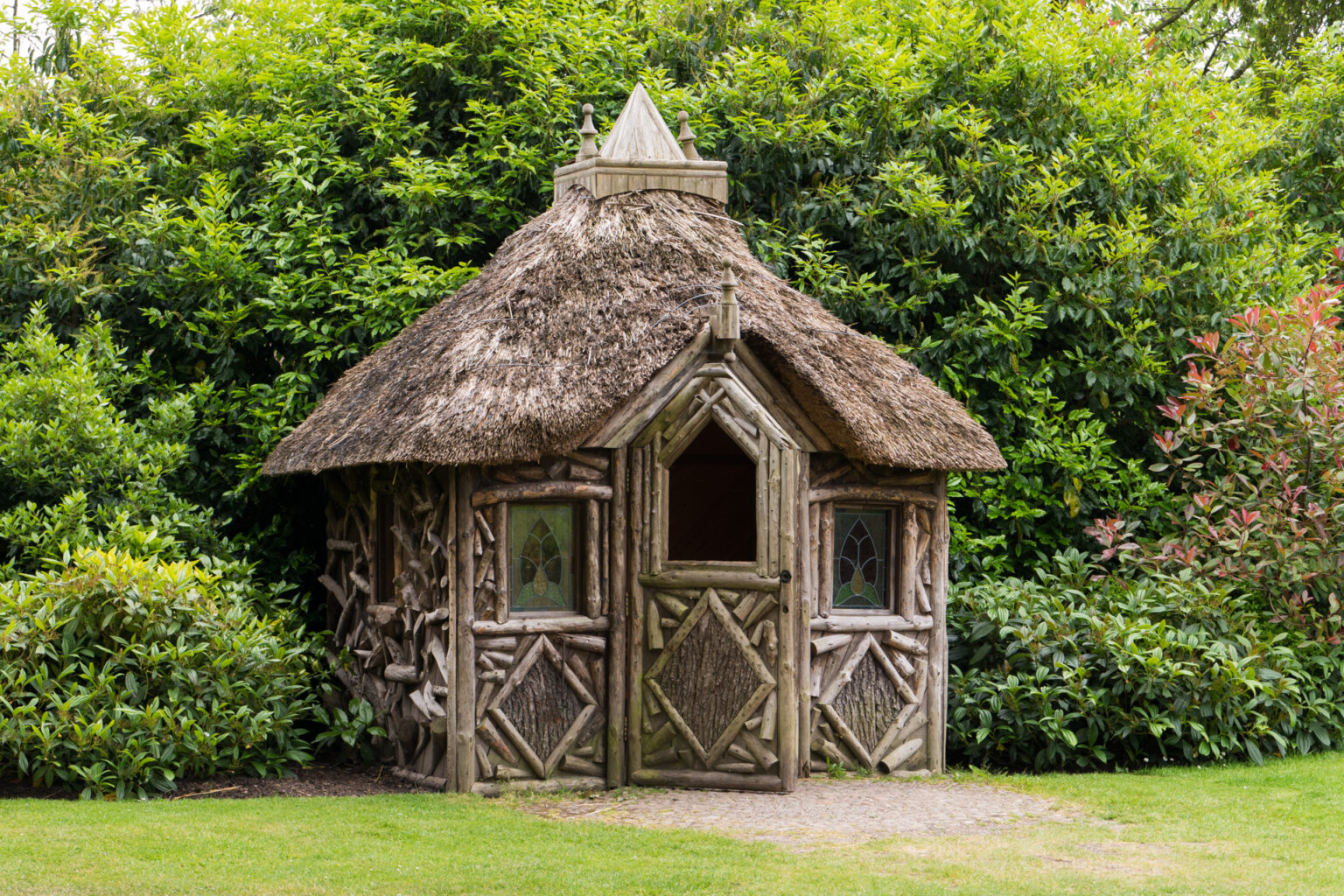 12 Gardens and Scenic Destinations to Explore in Wales This Spring - We ...