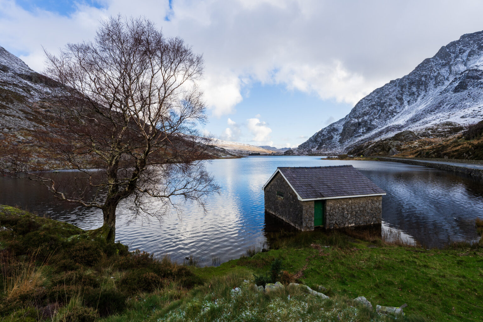 Cwm Idwal - In the Footsteps of Darwin, Between Light and Shadow - We ...
